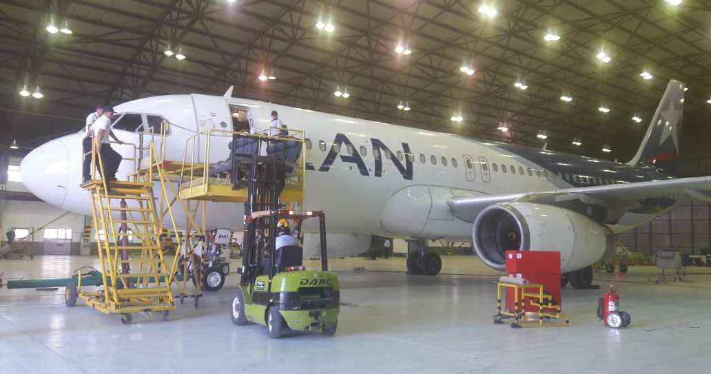 FAdeA firma contrato con Etihad Engineering para el mantenimiento de aeronaves - FAdeA S.A.